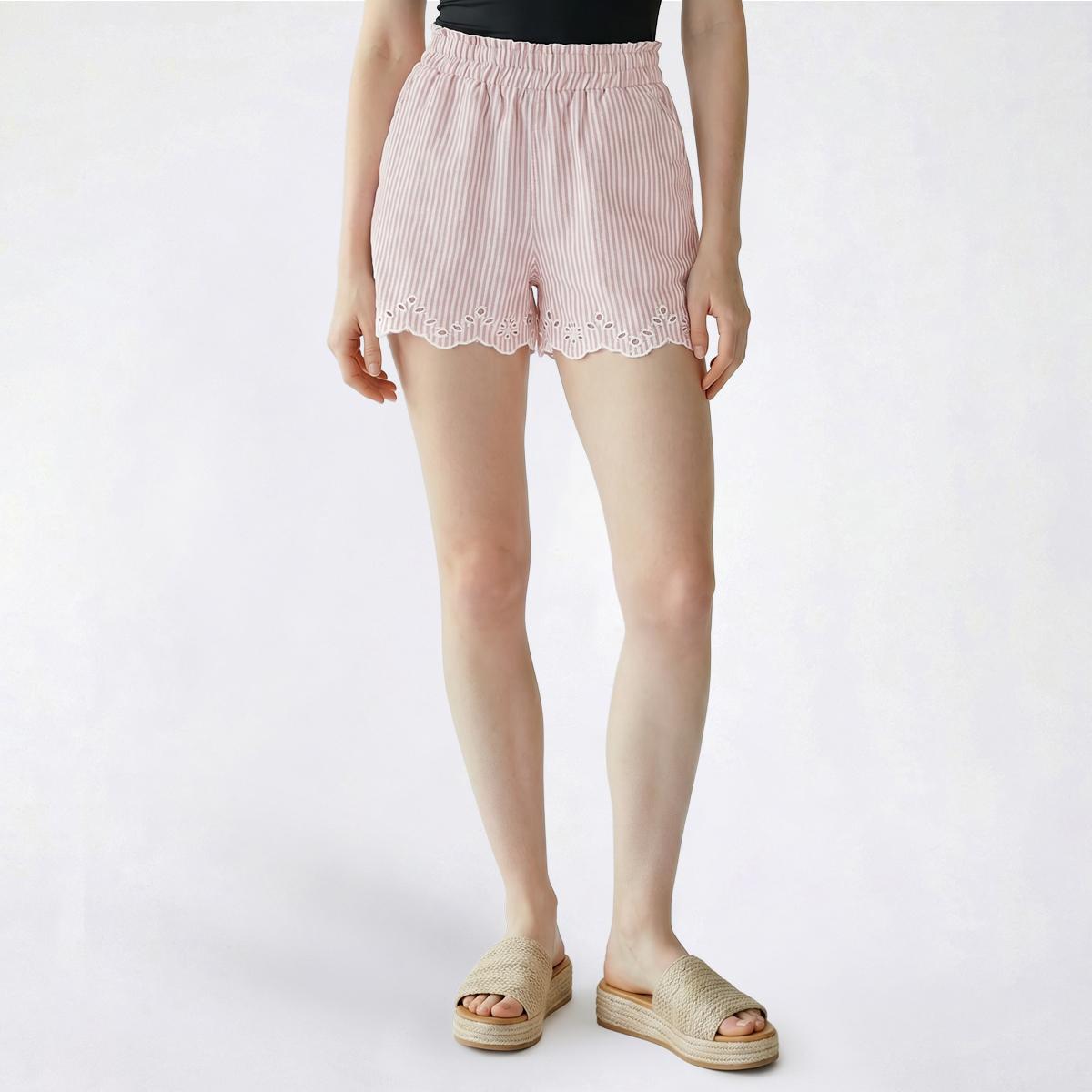 Click here for Juniors Wallflower Linen Elastic Waist Eyelet Hem... prices